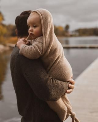 Hvid Knitwear Cocoon Blanket Sand KINUANDKOTTA